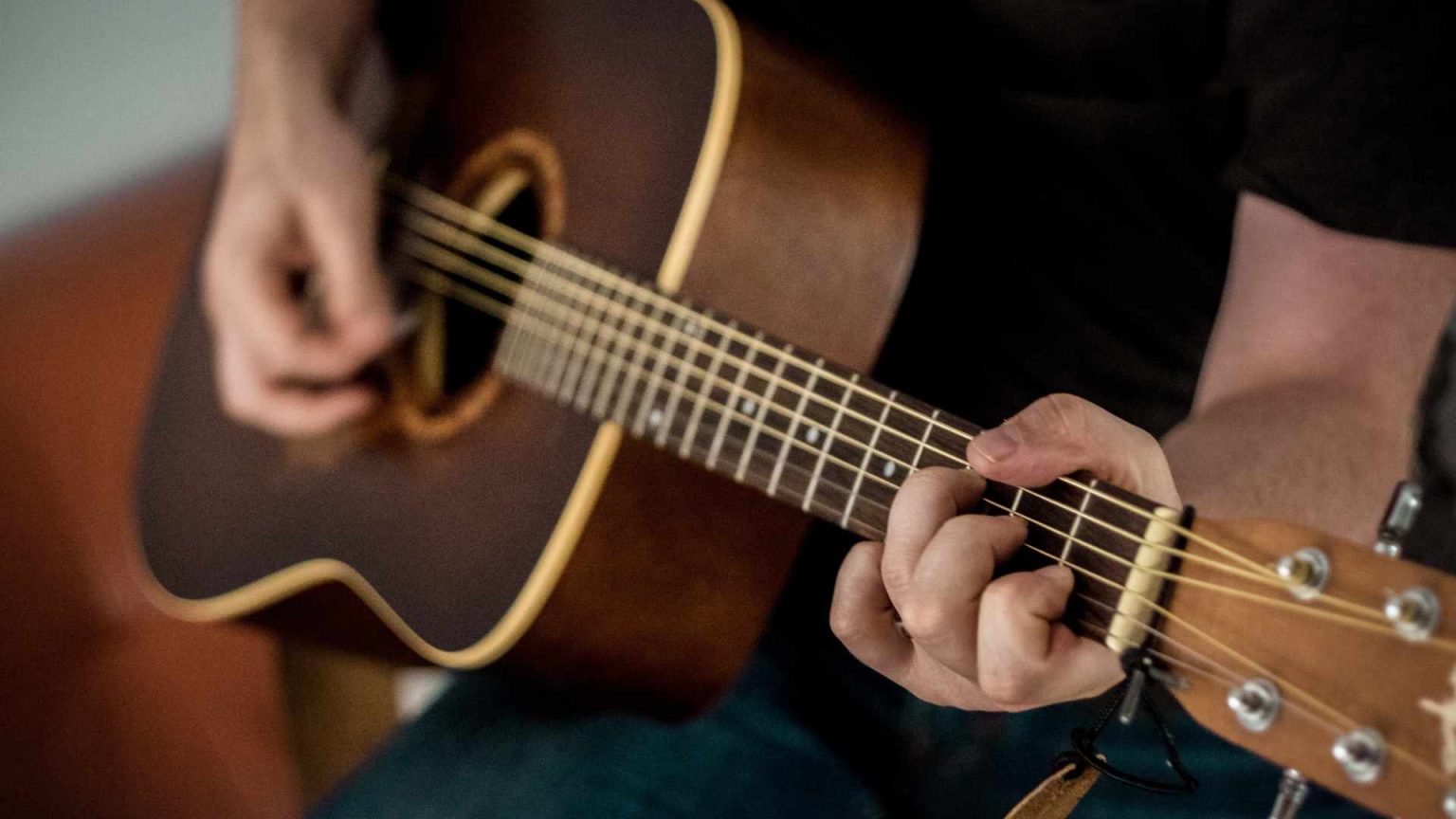 3 Tips Dan Cara Stem Gitar Online Tanpa Aplikasi Terbaik - Kampushub